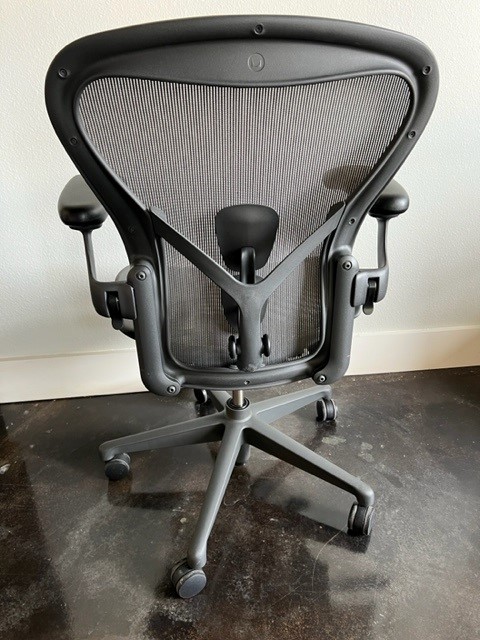 Differences between Herman Miller Aeron and Mirra Office Chairs, and ...